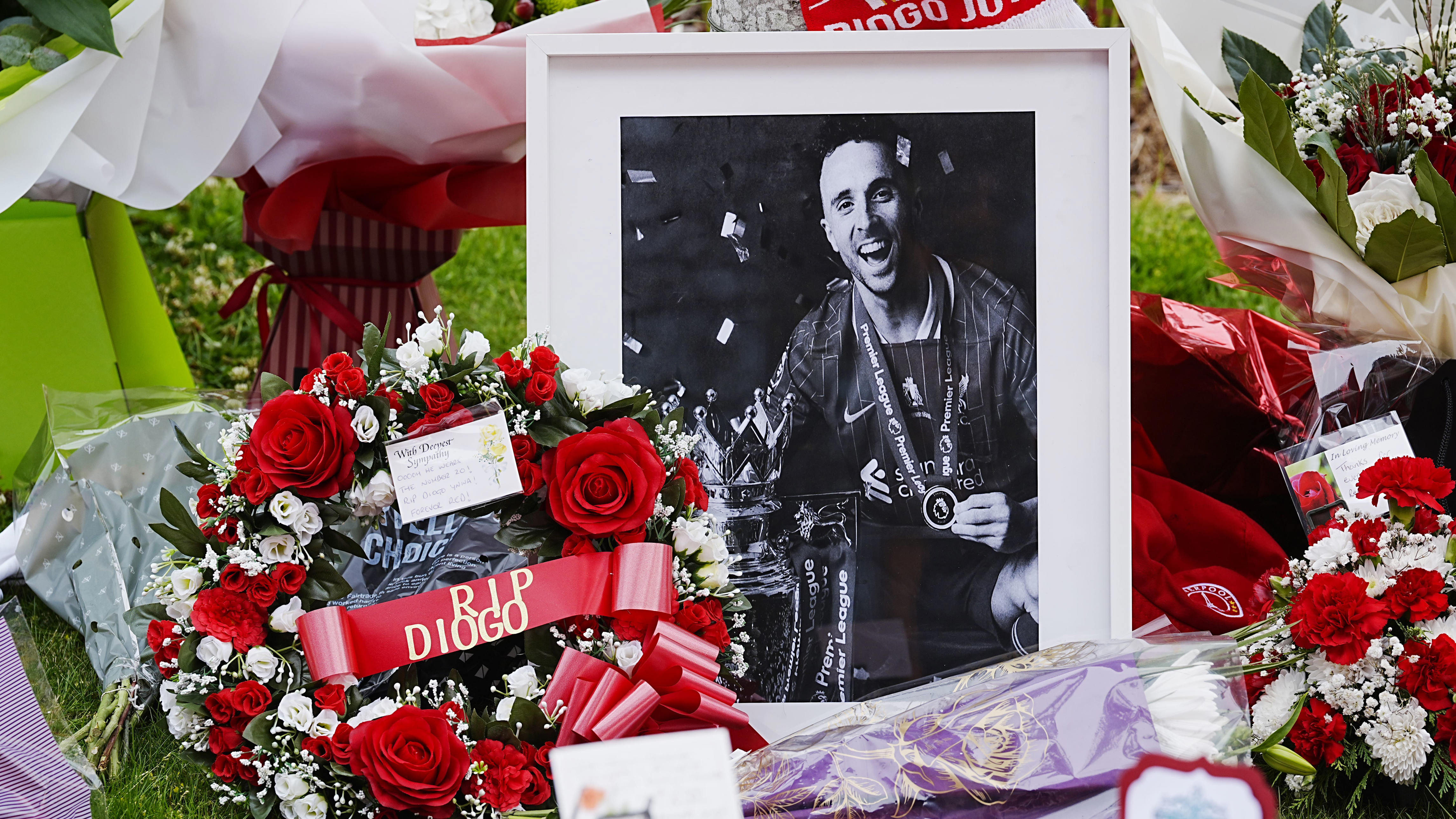 Arne Slot hopes Diogo Jota family find solace as Liverpool plan Anfield ...