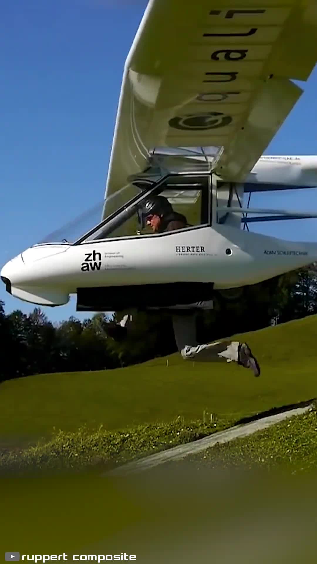 Archaeopteryx glider: Fly like a bird with this easy-to-use ultralight ...