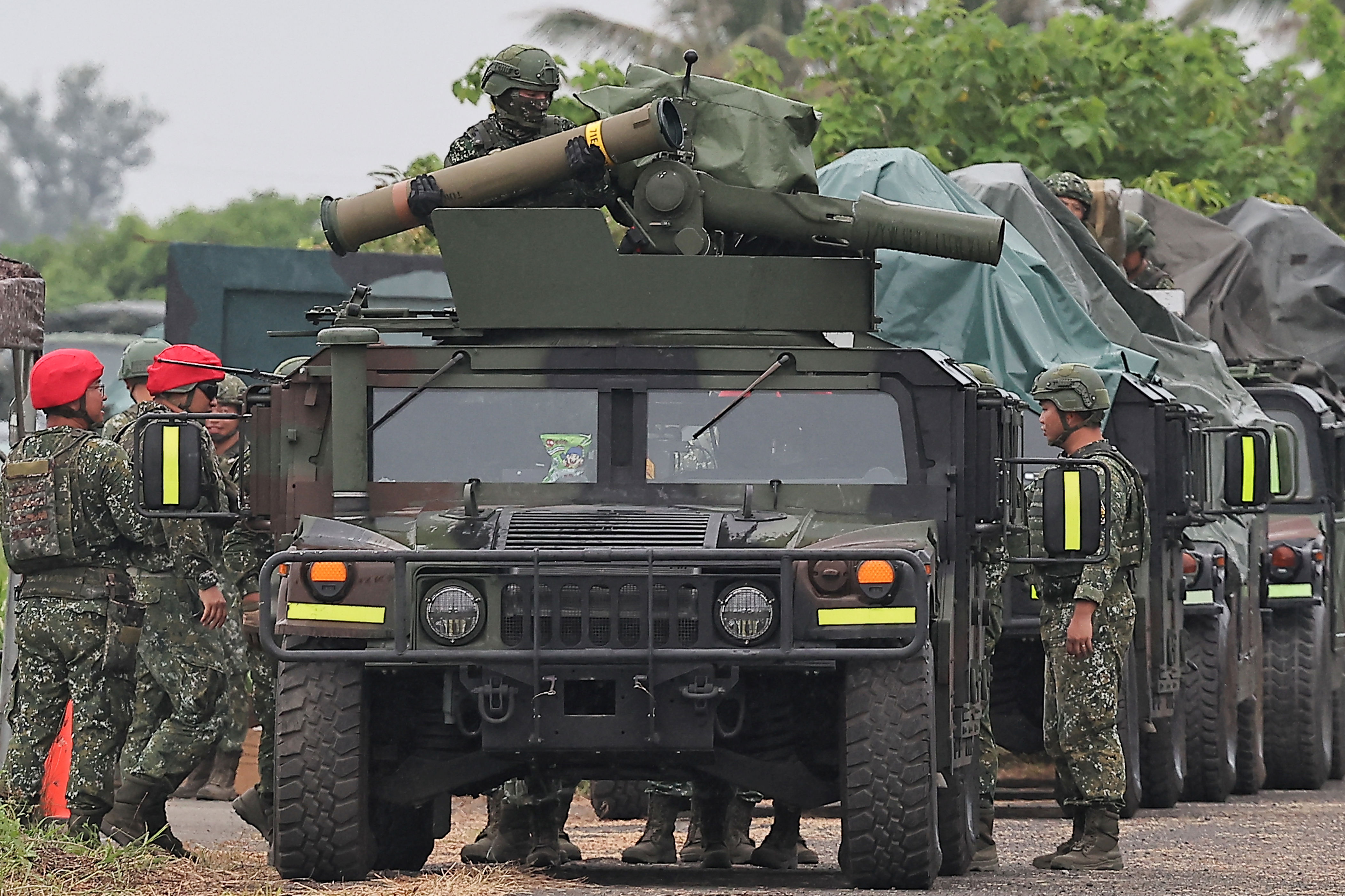 China sanctions 30 US firms, individuals over Taiwan weapons sales