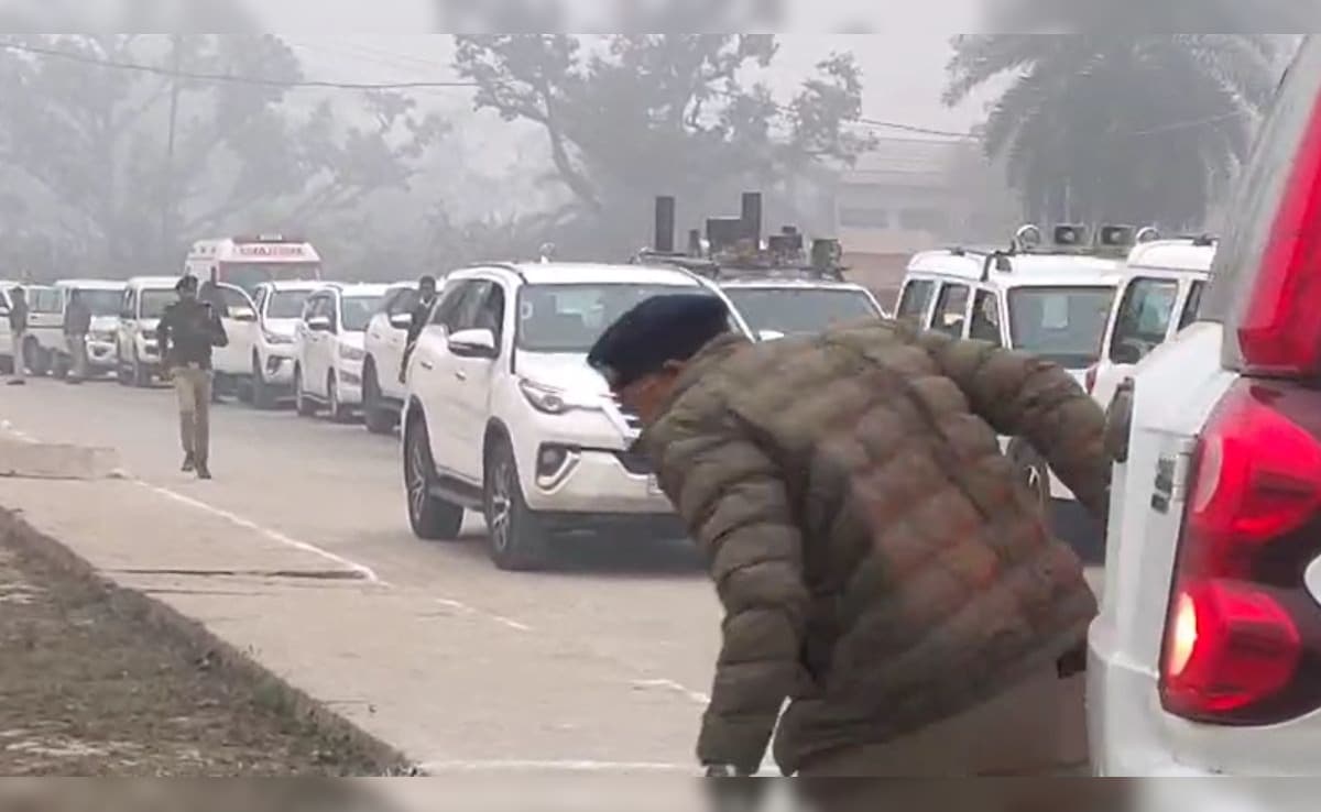 Video: SUV in Nitish Kumar's convoy hits senior cop from behind