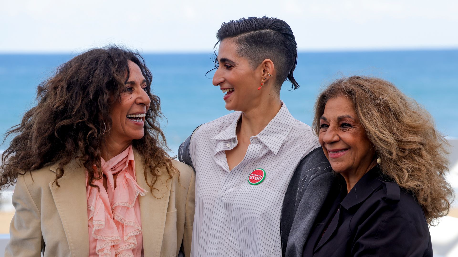 La reacción de la familia Flores a las nominaciones a los Premios Goya ...