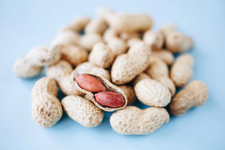 How to eat peanuts the right way, according to a peanut farmer