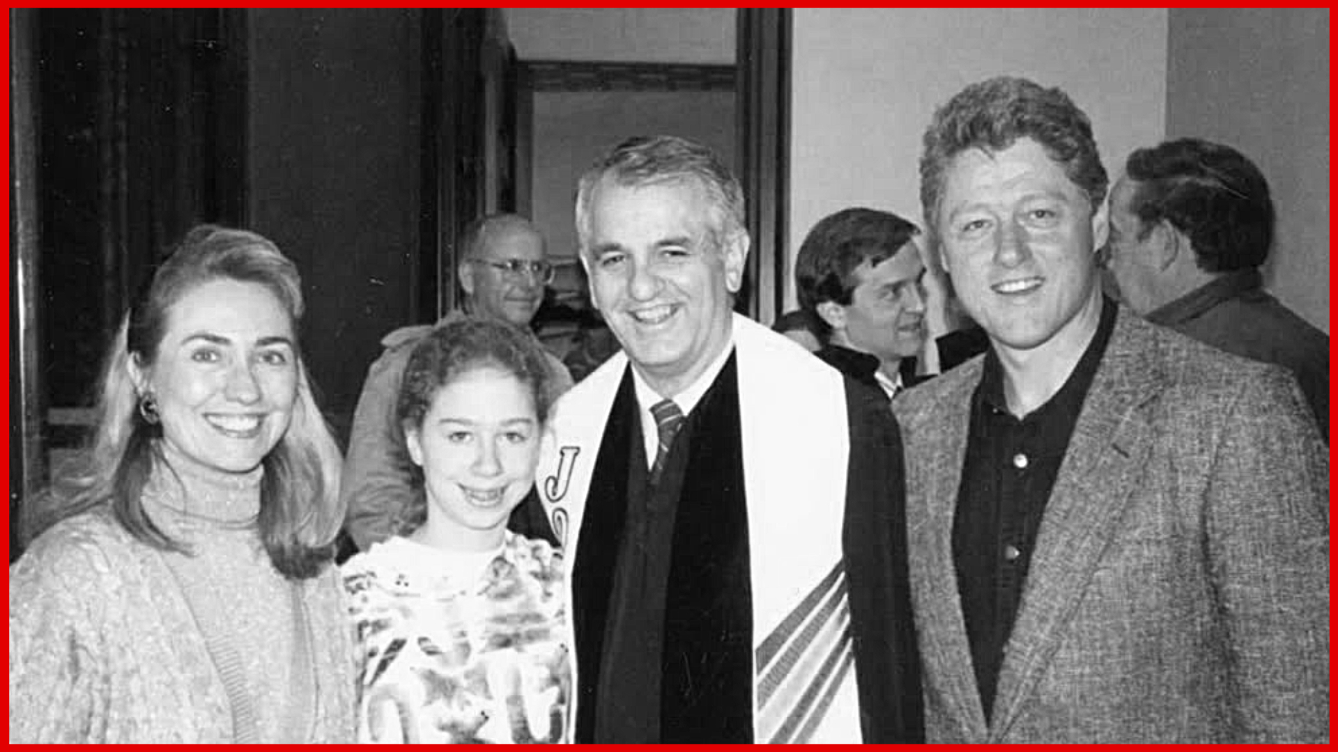 Hillary Clinton’s throwback Christmas photo sparks backlash amid Bill's ...