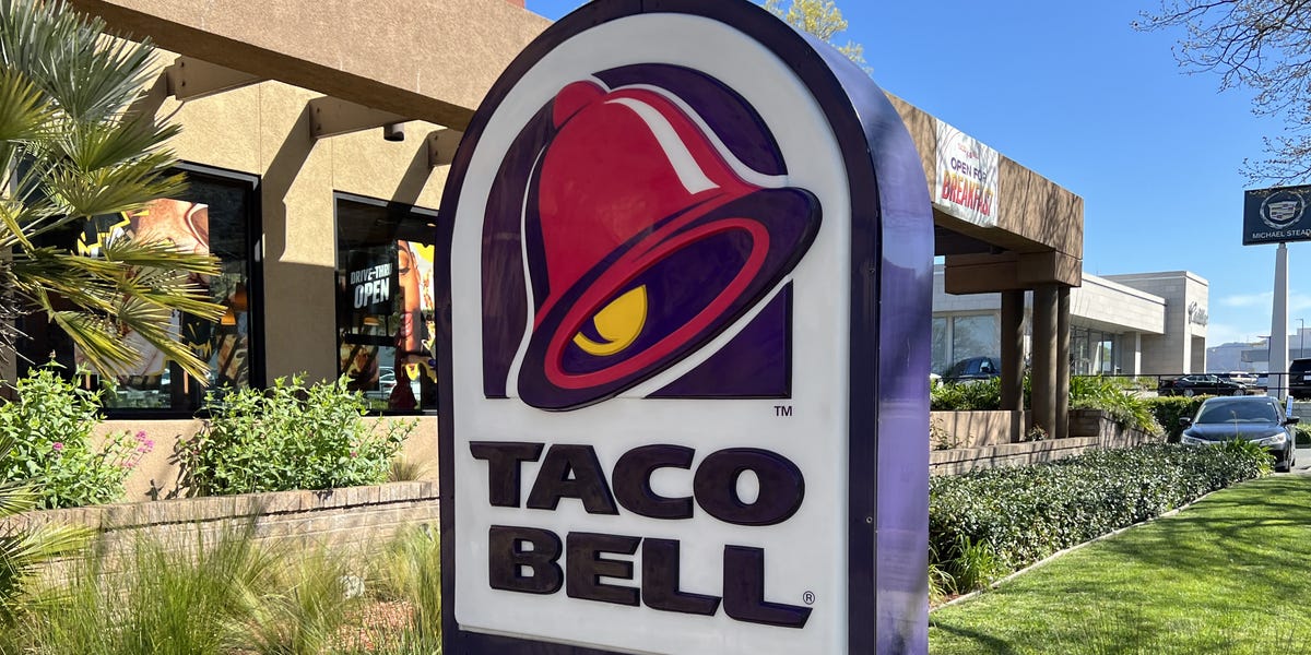 Taco Bell just brought back a cult favorite & two new freezes