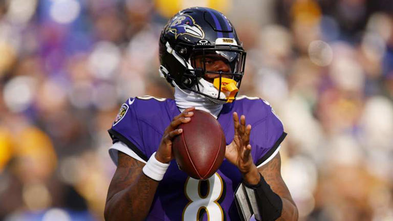 Intriguing way for the Raiders to fix QB problems