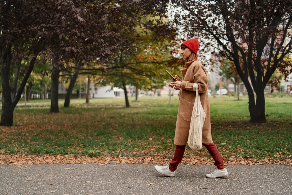 Researchers reveal if one long walk or many short ones is healthier