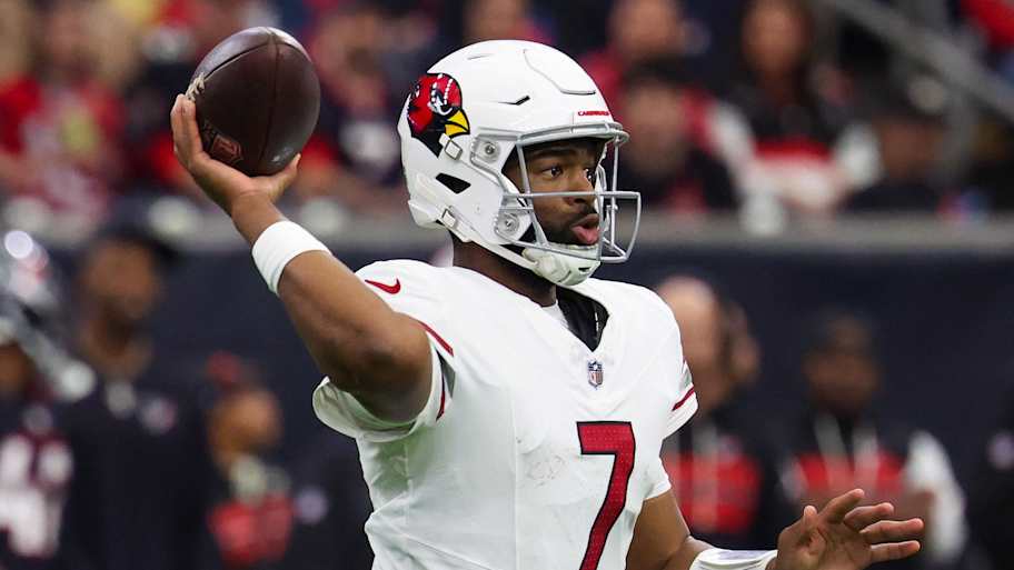 Perfect week 17 DraftKings lineup featuring a Jacoby Brissett-Trey ...