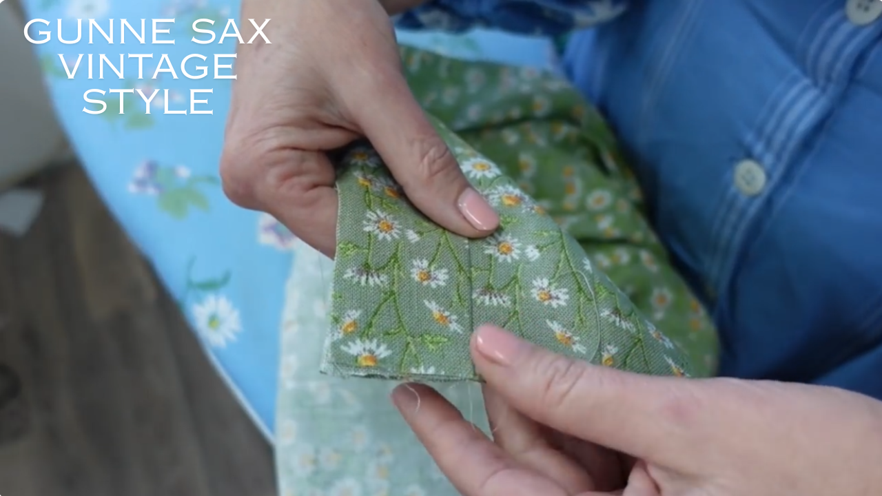 Step-by-step part 2: Vintage Gunne Sax dress with Simplicity 9542