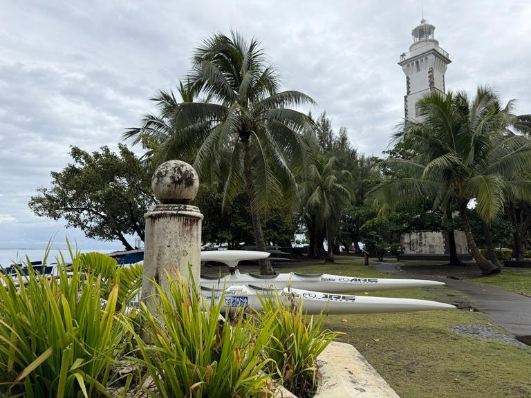 Exploring the island of Tahiti with my family on an unforgettable tour