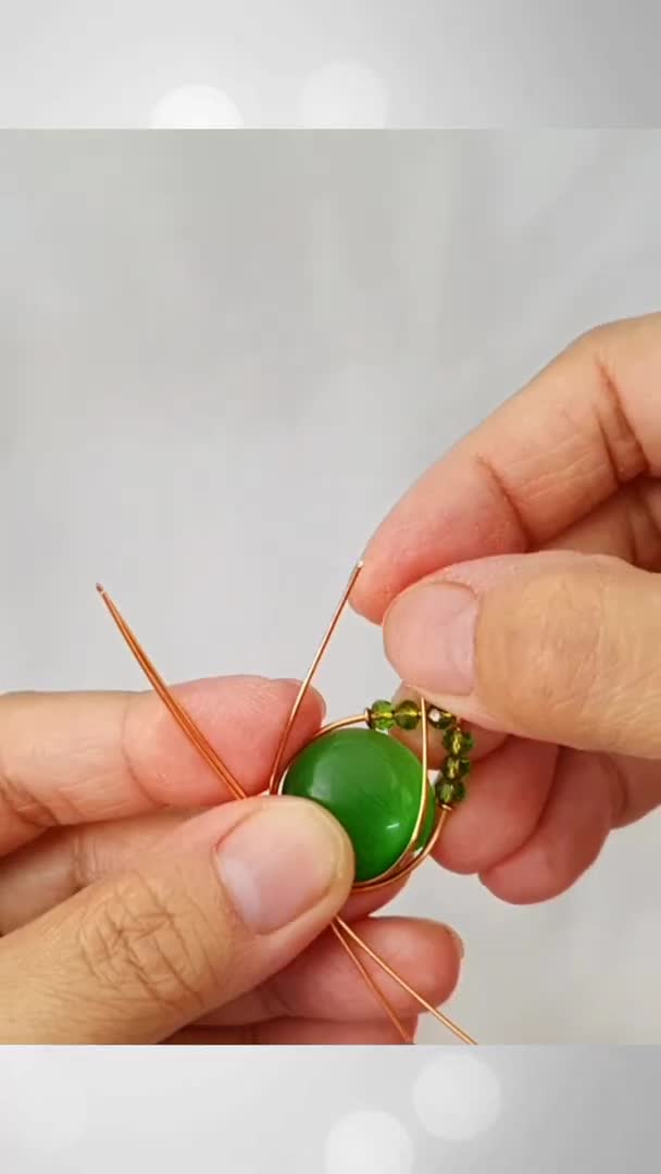 Play with wire | Lotus bud | Pendant | Wire wrapped stones ...