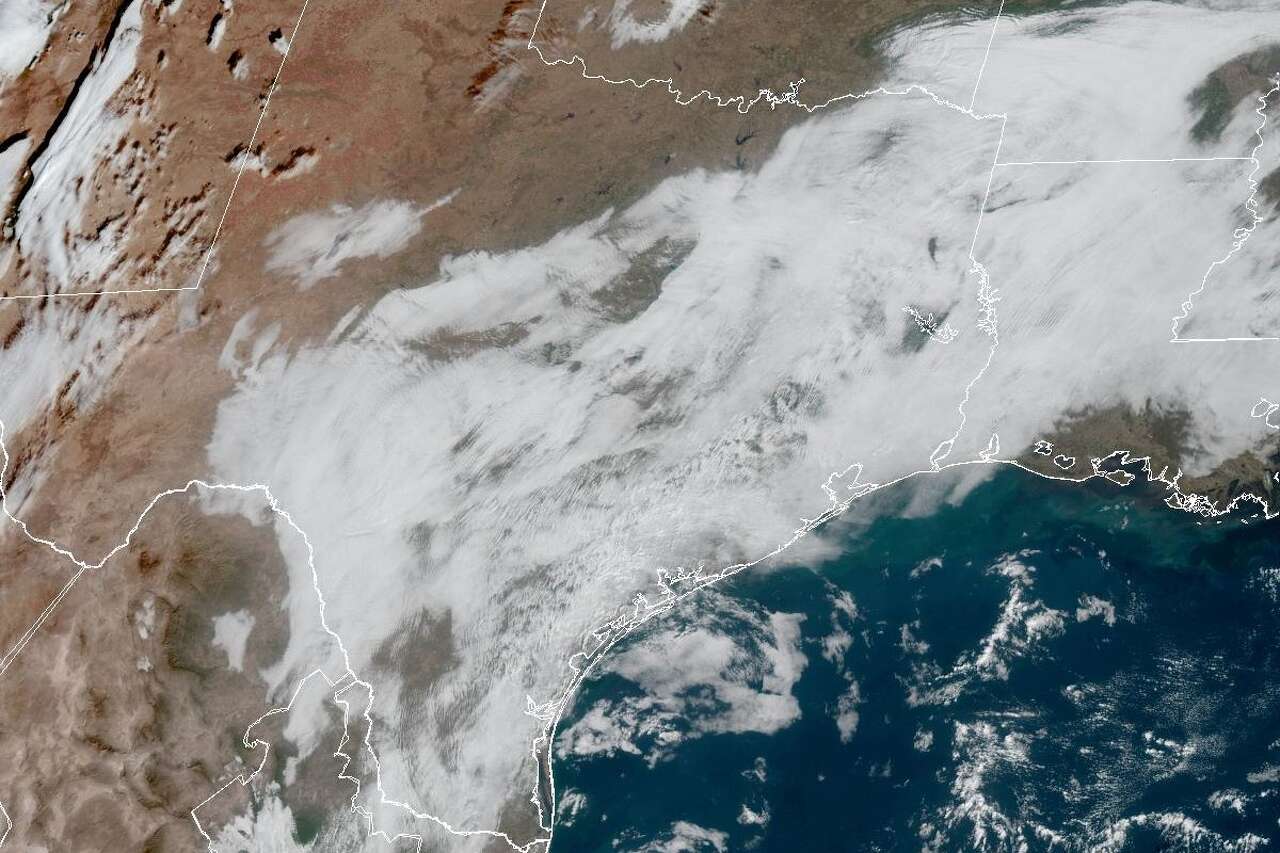 South Texas stays oddly warm but watch for cold front and possible ...