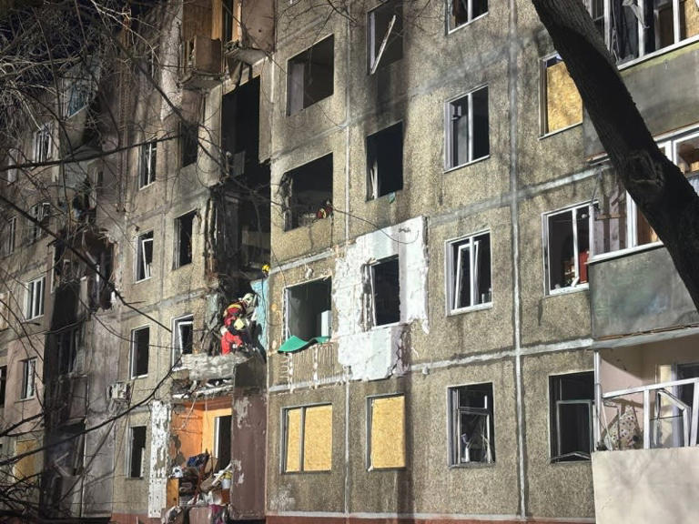 Casualties rise in Chernihiv after drone hits apartment building ...