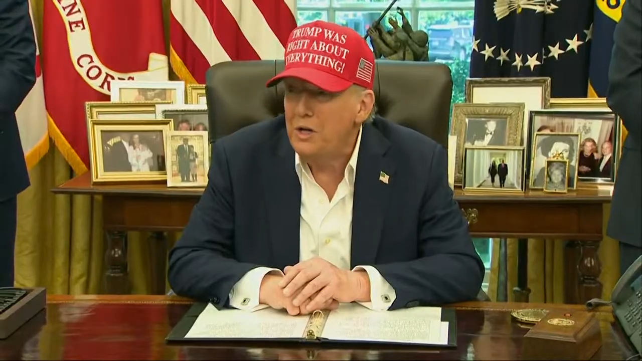 'One poll had us at 19% favorable': Trump throws a tantrum over ...