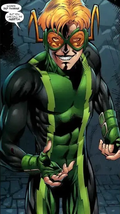 This Flash villain becomes a living statue!