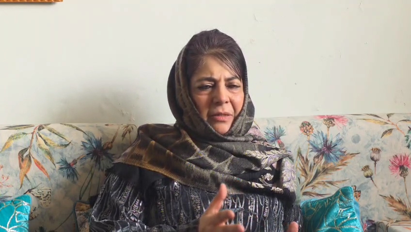 Mehbooba Mufti wants Centre's intervention for safe return of students ...