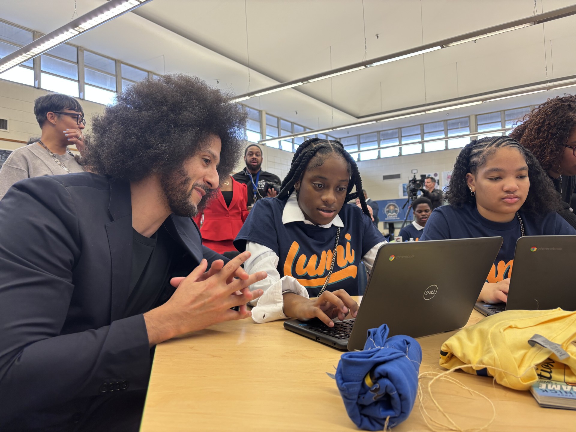 Colin Kaepernick, Md. school district team to push more students to use AI