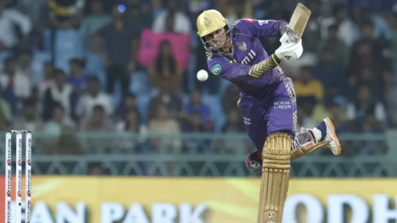 KKR star suffers serious injury in Mumbai's VHT clash; rushed to ...