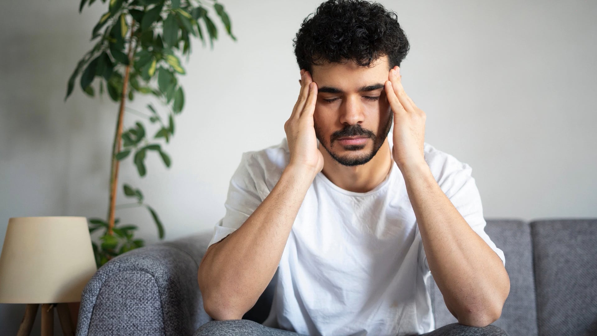 From headaches to heart attacks: How money problems hurt you