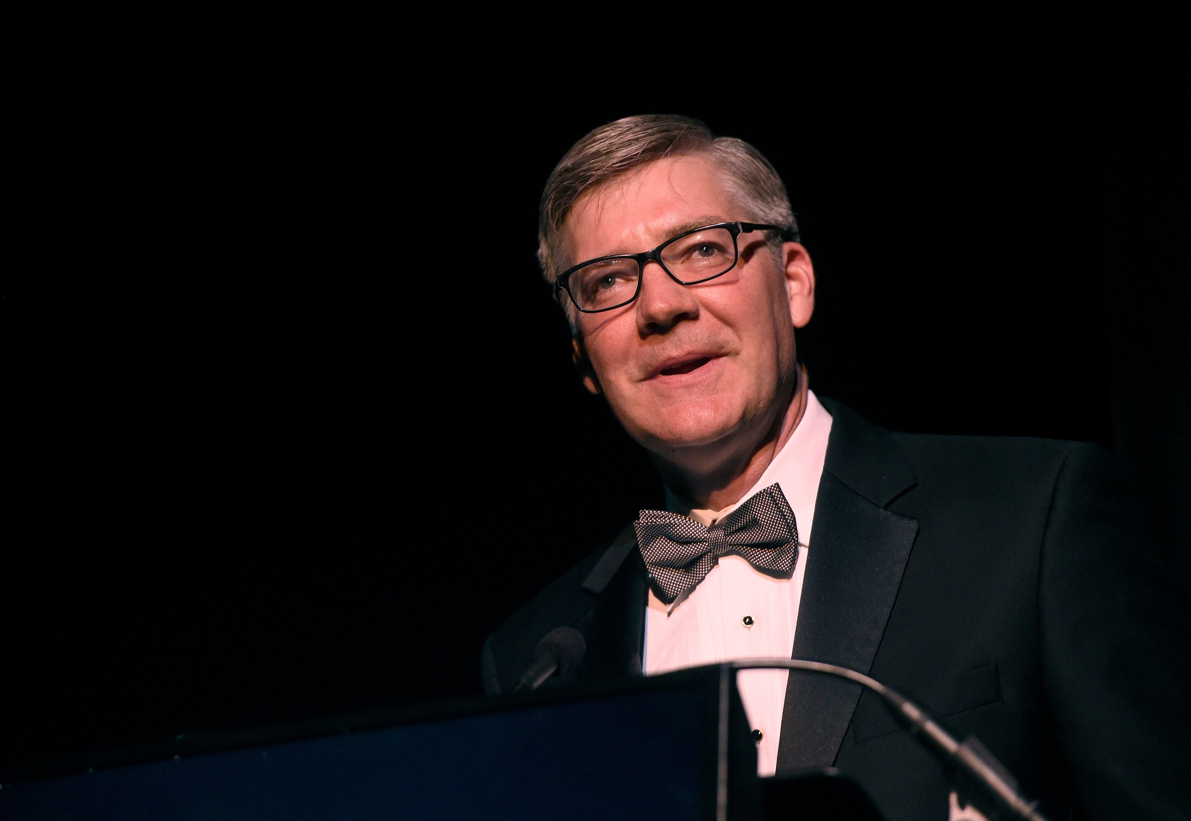 From the publisher: A kind letter inspires gratitude