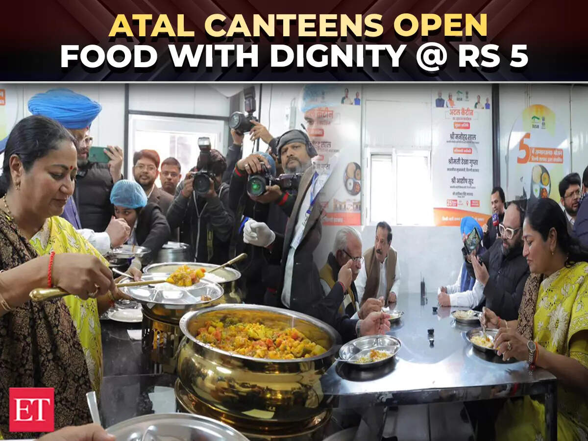 Delhi rolls out Atal canteens; meals priced at Rs 5 for the poor