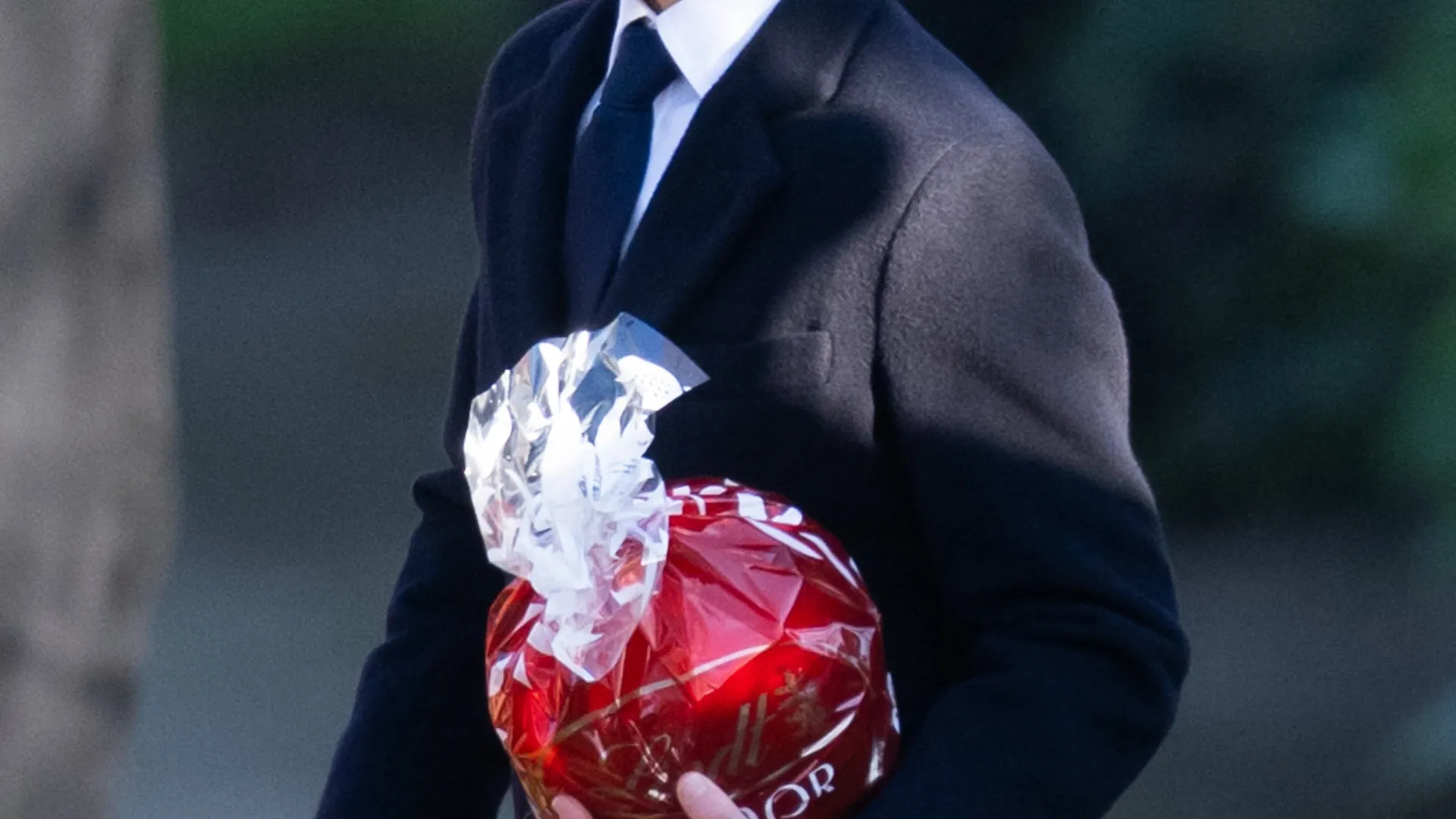 Vídeo. Príncipe Louis protagoniza momento hilariante no dia de Natal