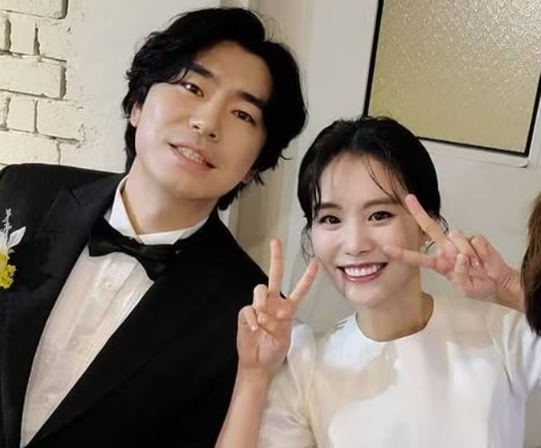 Lee Si-eon, Seo Ji-seung expecting son next year