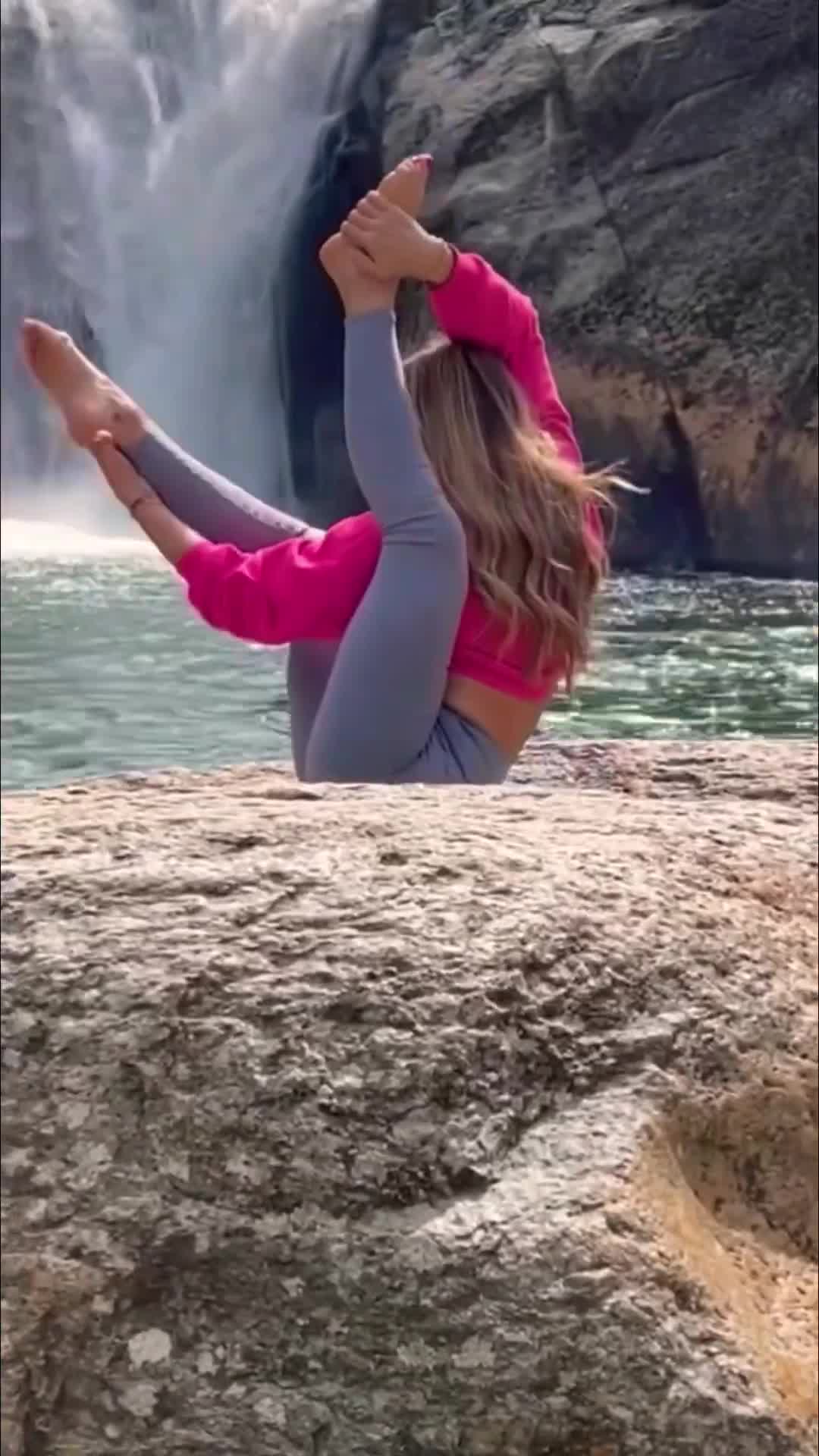 Yoga to calm the mind #yoga #viral #fitover40 #mindset