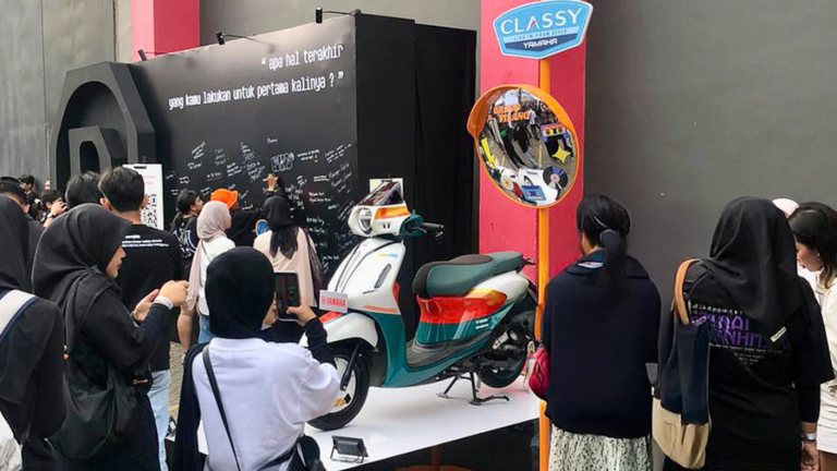 Pilih Honda Scoopy atau Yamaha Grand Filano? Cek rekomendasi motor ibu ...