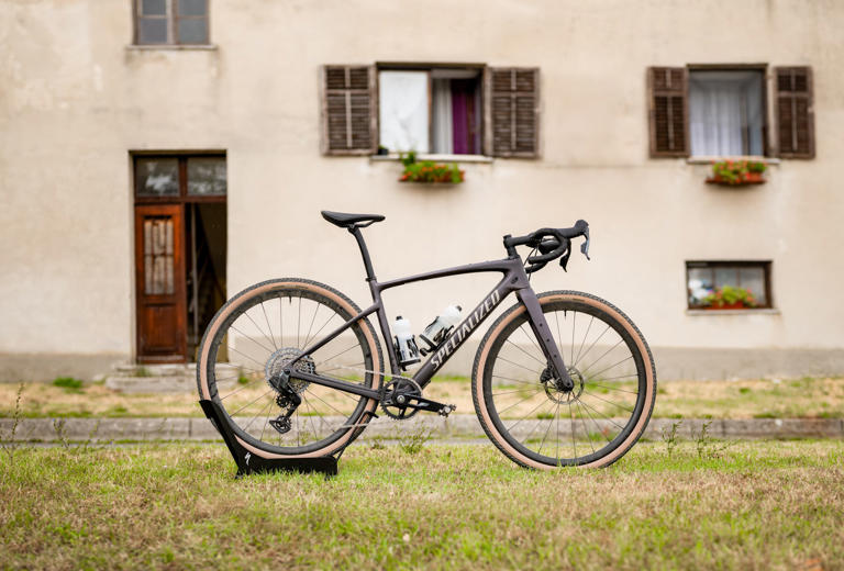 Velo 2025 gravel bike of the year winner: The Specialized Diverge 4