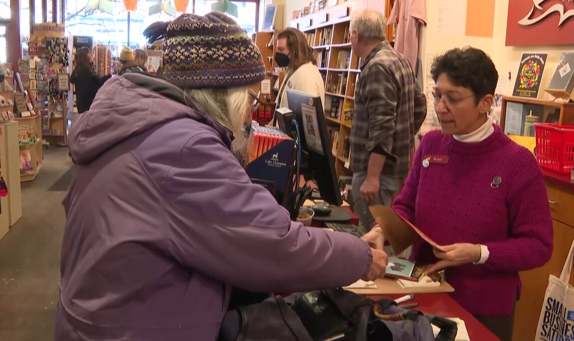 Beware of holiday shopping return charges