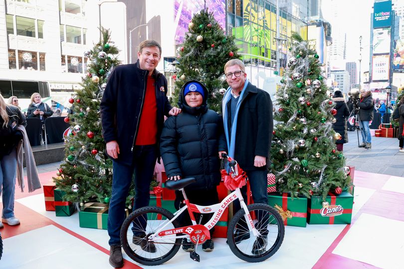 Peter Billingsley shares the best part of Christmas holiday for him and ...