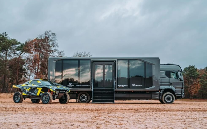 The ultimate off-grid beast: Shiver 6x6 expandable RV