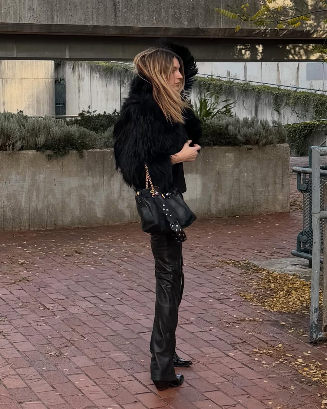 It's here: The 2026 way to wear black pants (according to Parisians)