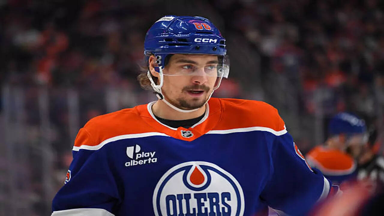 David Tomasek’s time with Edmonton Oilers appears to be ending, SHL ...