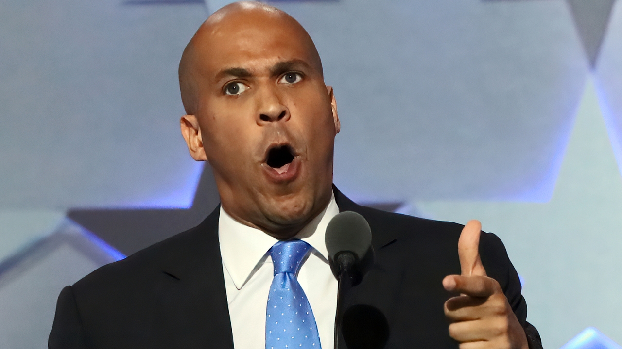 Senate Democrats bring back a federal gun licensing bill — what it ...