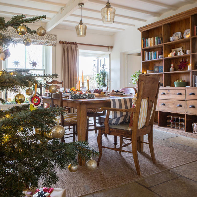 Tour this Yorkshire Dales cottage at Christmas