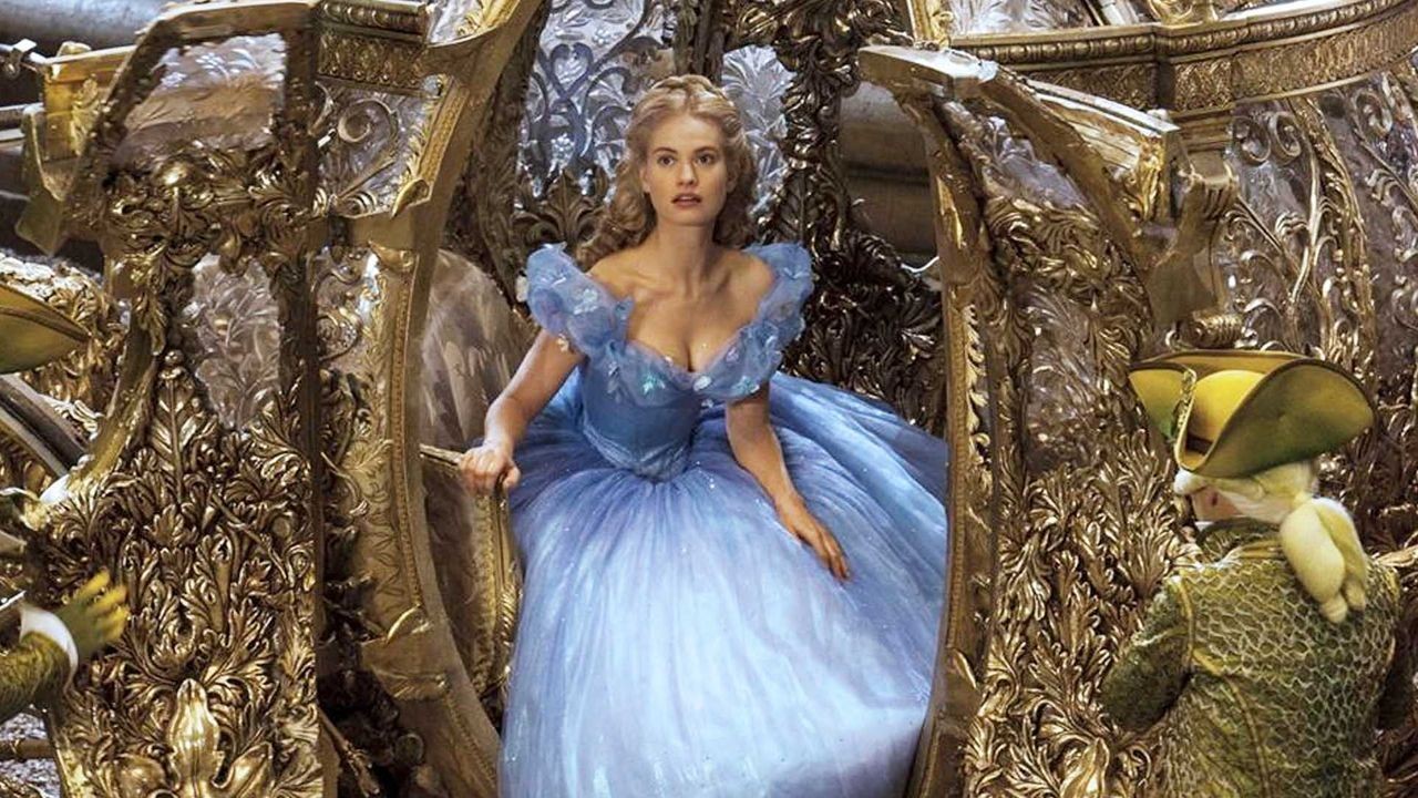 Cendrillon (M6) : L'étonnante préparation de Lily James pour incarner ...