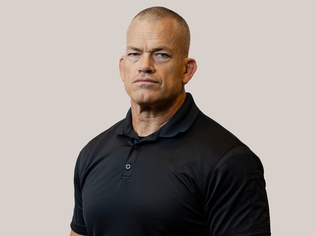 Retired Navy SEAL Jocko Willink shares 5 exercises you can do anywhere ...