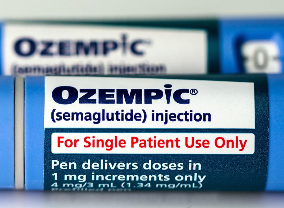 I'm a doctor who treats Ozempic patients and these are 3 signs your ...