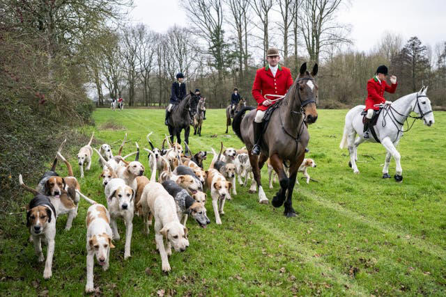 Boxing Day hunts vow to 'fight' trail ban as Starmer warned over rural ...