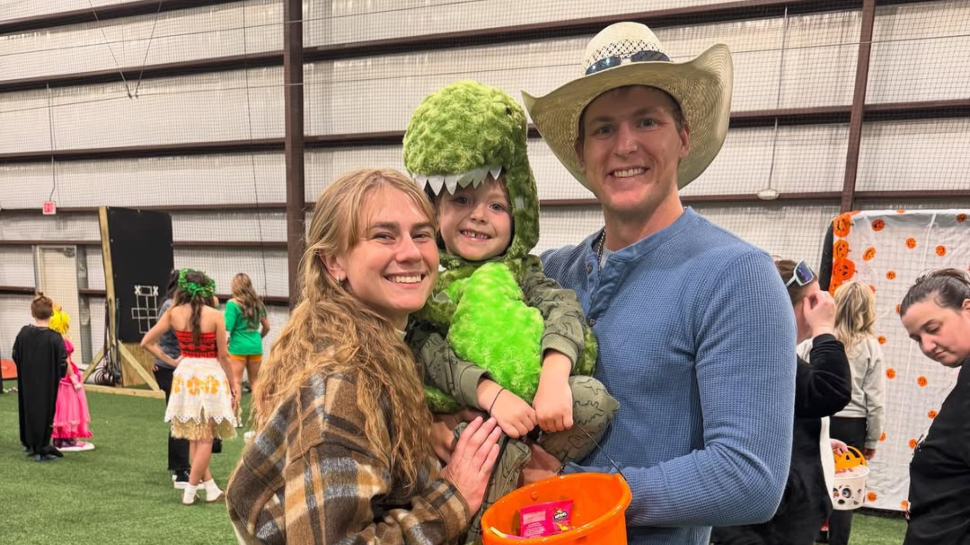 Farmer Wants a Wife alum Colton Hendricks ties the knot with Cassie McCowan