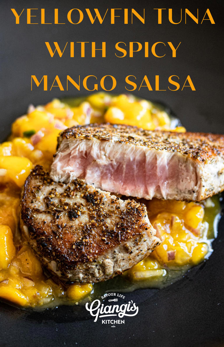 Tuna with spicy mango salsa