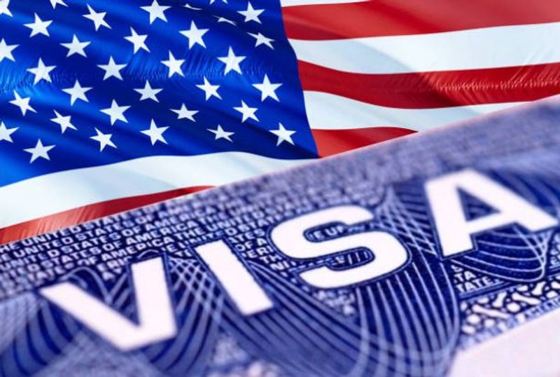 India flags US visa appointment delays amid expanded H-1B scrutiny