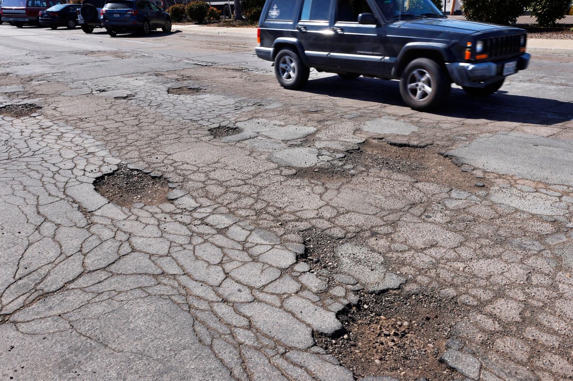 Car damaged from SC road defect? Here's how to file a SCDOT claim
