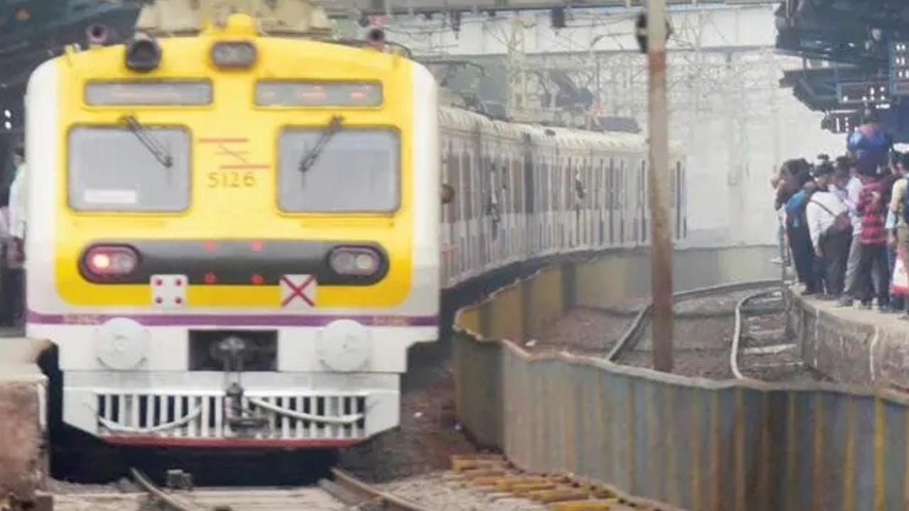 CR to operate mega block on its suburban section on Dec 28, check details