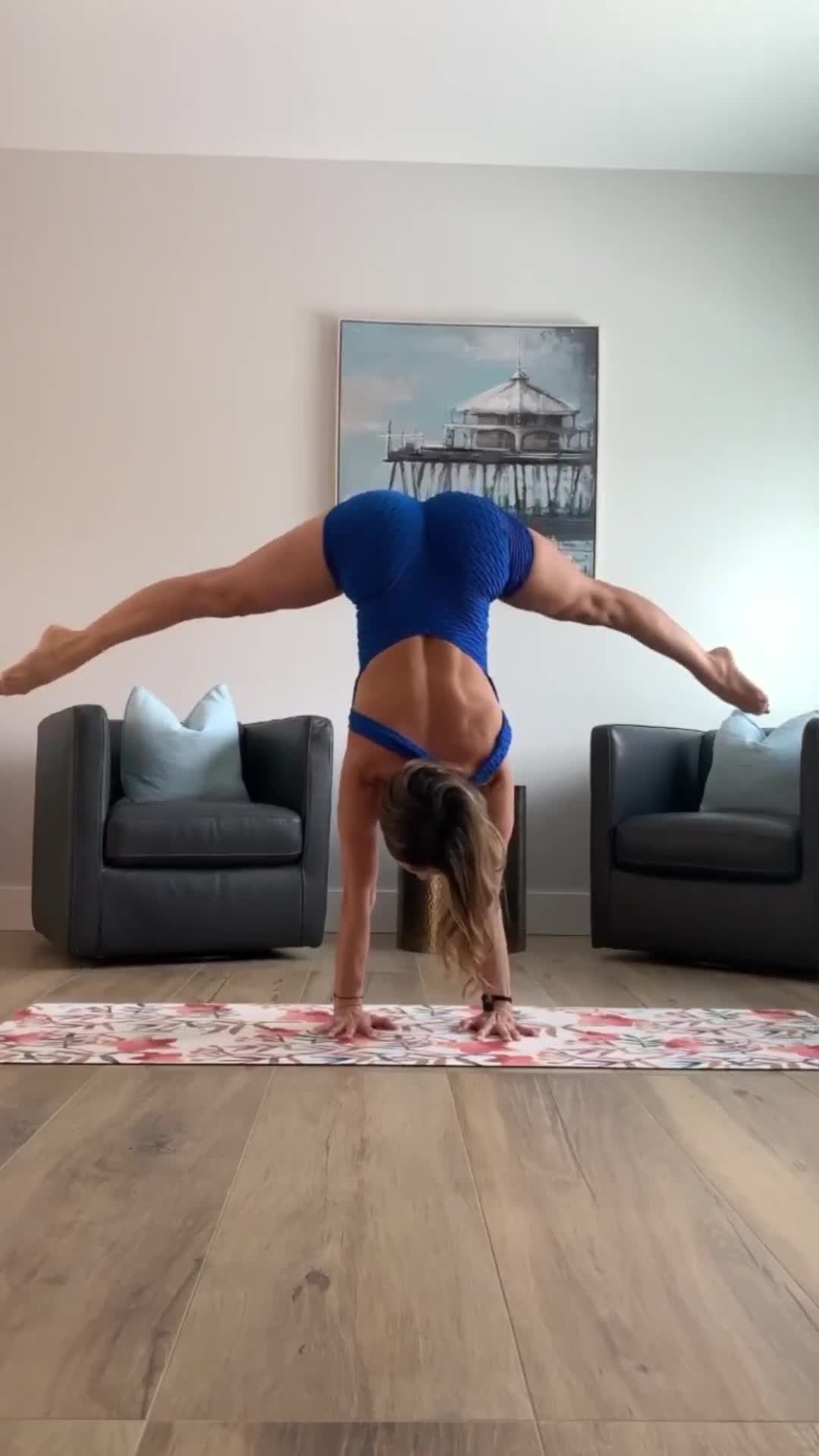 Yoga practice flexibility & strength. Yoga teacher all ages & body ...