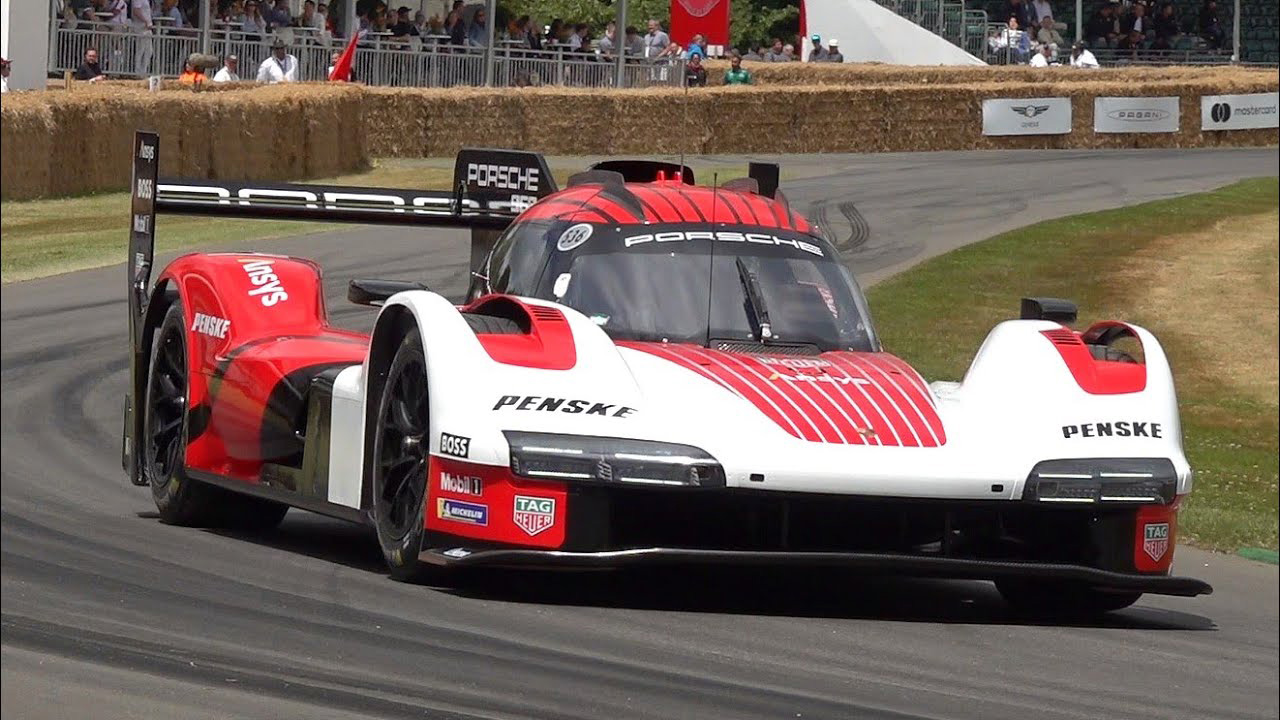 Porsche 963 LMDh roars on the track
