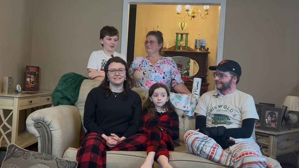 Councilman Lee Vogler celebrates Christmas at home after surviving ...