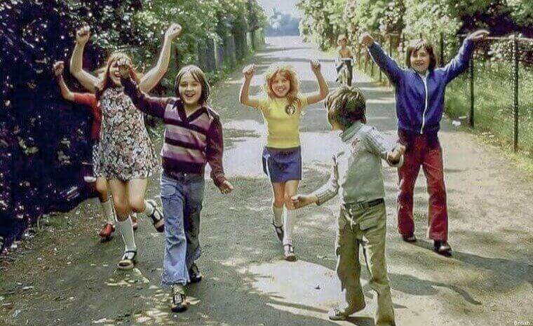 Important life lessons people learned growing up in the 70s