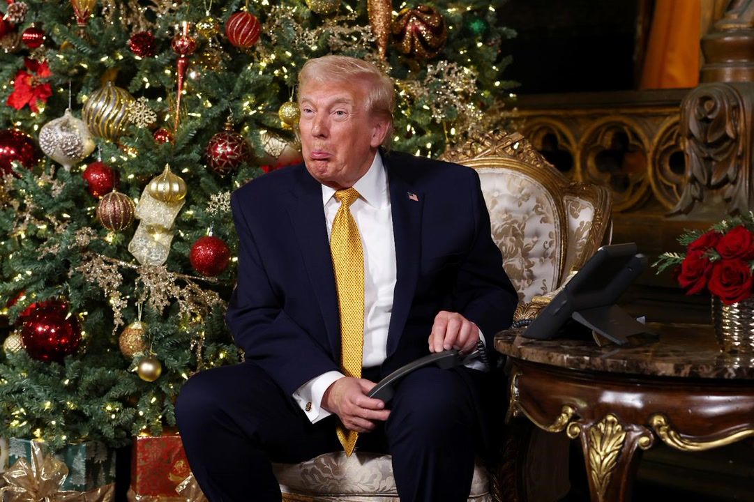 Trump's awkward Christmas chats with kids leave viewers scratching ...